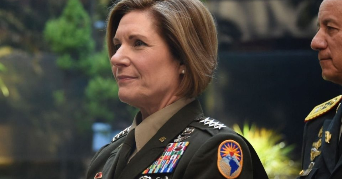 Jefa del Comando Sur de EE UU: La solución a la crisis en Venezuela debe ser democrática